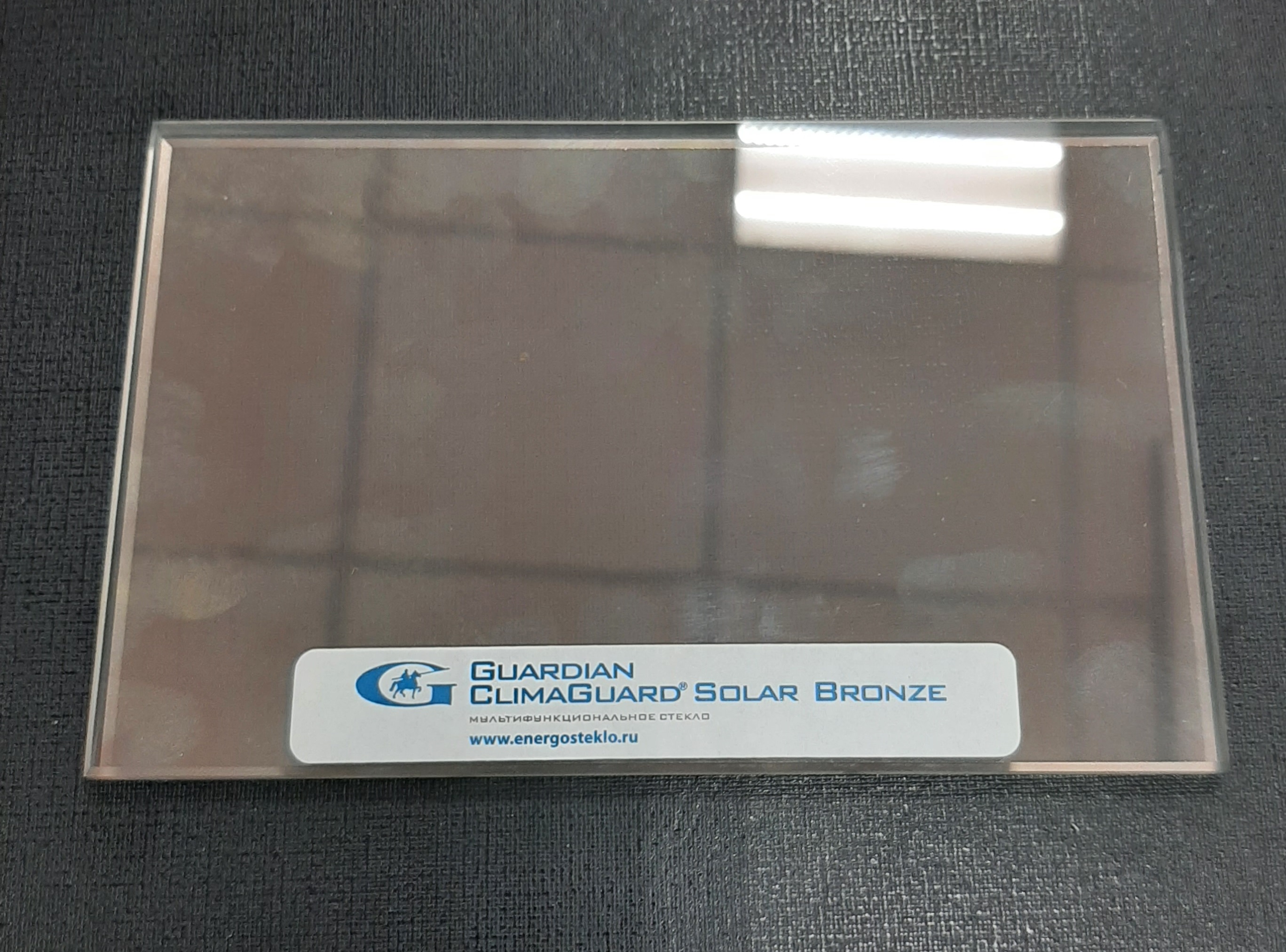 Фотографии стекла AGC и Larta